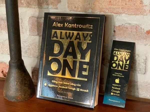 Sách Always Day One - Công thức thành công của Amazon, Google, Facebook ...