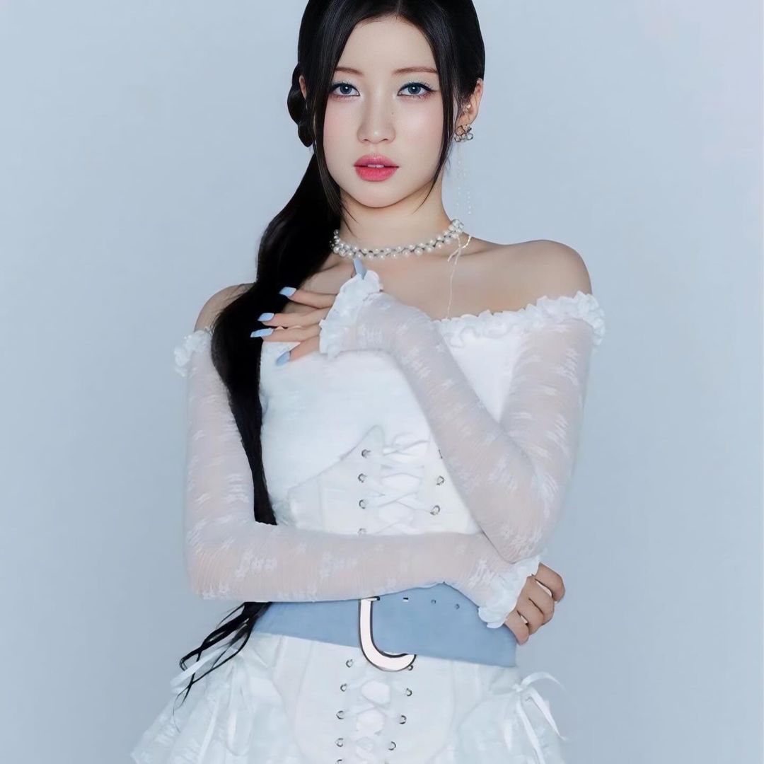 BABYMONSTER diện trang phục của LSEOUL trong MV comeback ‘Forever ...