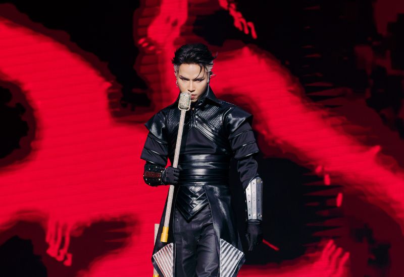 Neko Lê thể hiện trình độ rapper đời đầu trong màn solo tại Anh Trai ...