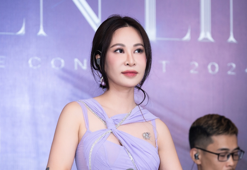 Uyên Linh mời Hà Anh Tuấn tham gia Live Concert đánh dấu 15 năm ca hát ...
