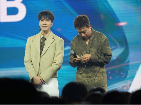 Anh Trai “Say Hi” 2025 Tập 13: Anh Trai B Ray trở về với sức mạnh nguyên bản, mang giọng ca AMEE ...